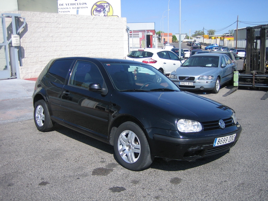 VOLKSWAGEN GOLF IV 1.9 TDI 100CV