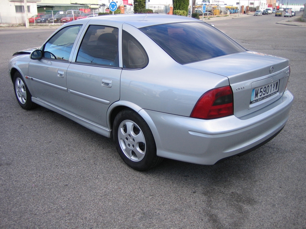OPEL VECTRA B 2.0 DTI 16V 100CV