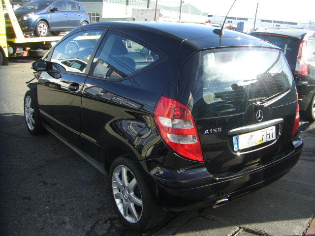 MERCEDES BENZ CLASE A 150 I 1.5 95CV