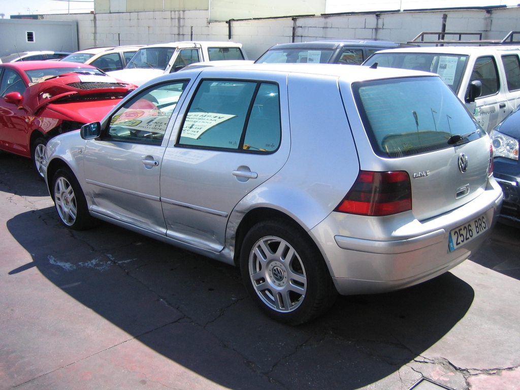 VOLKSWAGEN GOLF 1.9 TDI